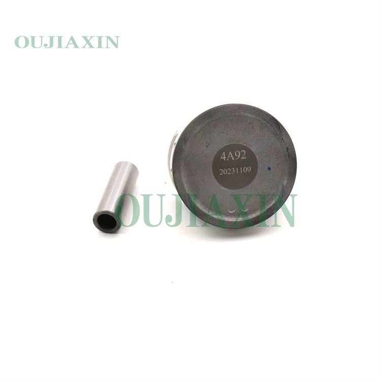 Piston OE 1110C275 1110C488 for Mitsubishi